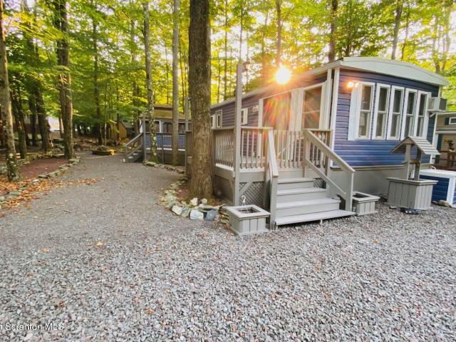 128 Oak Pl, Gouldsboro, PA 18424 | MLS #SC261417 | Compass