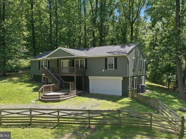 128 Orchard Lagoon Dr, Linden, VA 22642