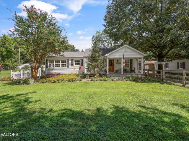 128 Lonas Drive