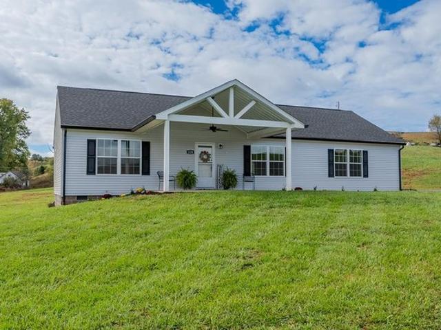 128 Long Meadows Ln, Max Meadows, VA 24360