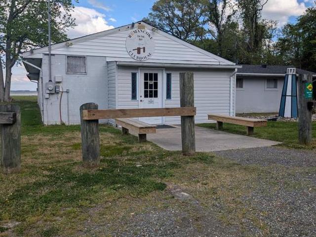 128 Long Point Rd