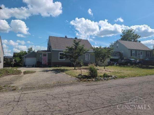128 Loretta Dr, Dayton, OH 45415