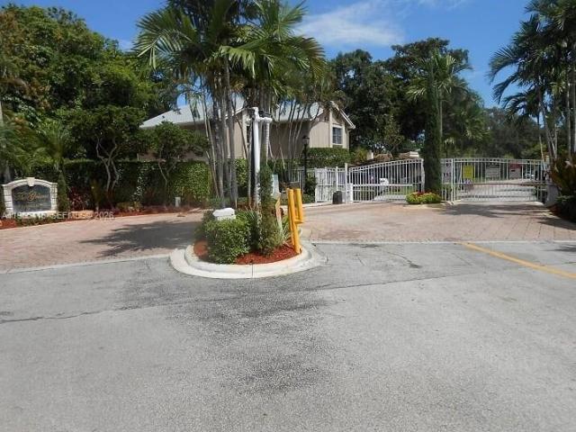 128 Laurel Rd, Hollywood, US, FL
