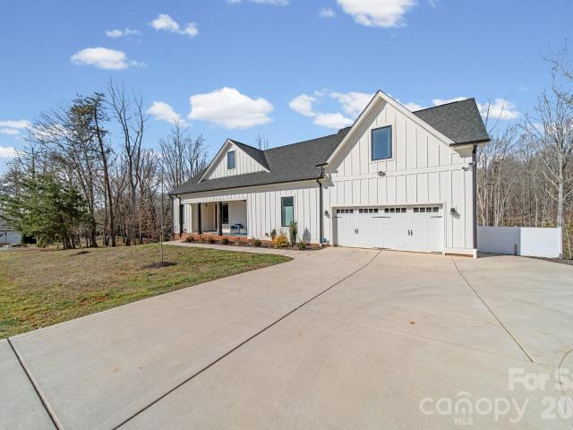 128 Laurel Ridge Drive
