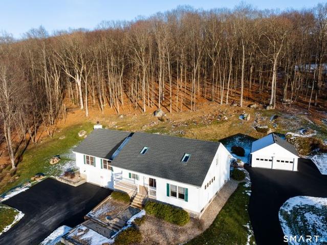 128 Ledge Rd, Plainville, CT 06062