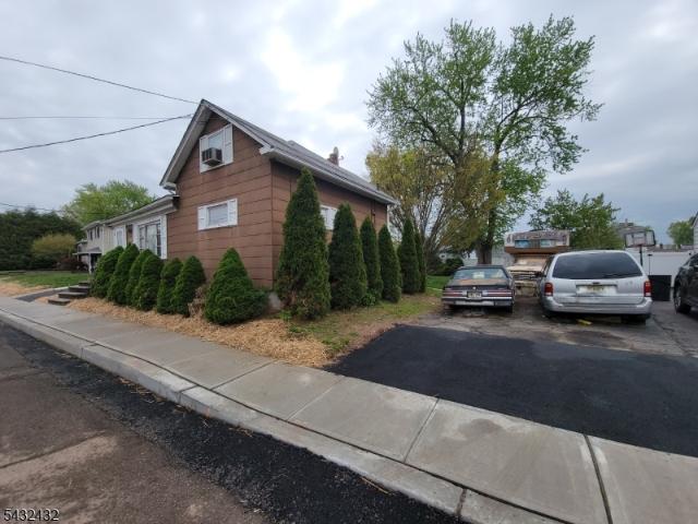 128 Lincoln Ave