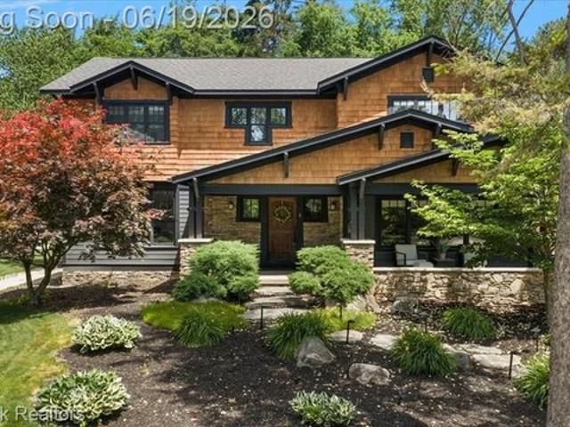 128 Mount Vernon Blvd, Royal Oak, MI 48073