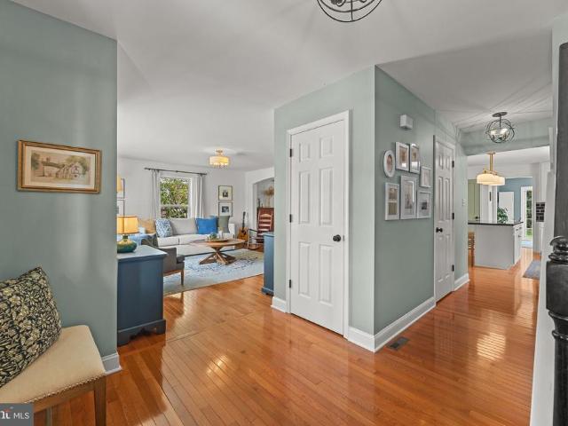 128 Montgomery Avenue