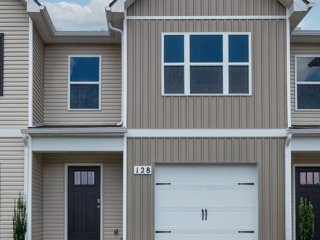 128 Mattie Ct