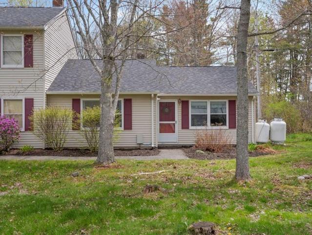 128 Mayo Rd Apt H, Hampden, ME 04444