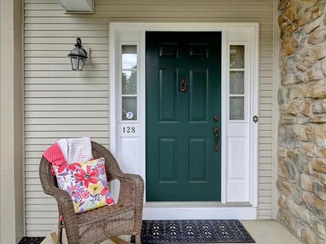 128 Macintosh Drive