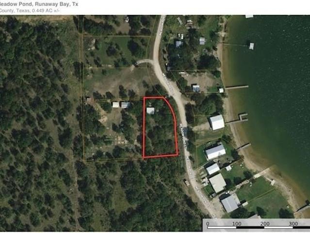 128 Meadow Pond Ct, Runaway Bay, TX 76426