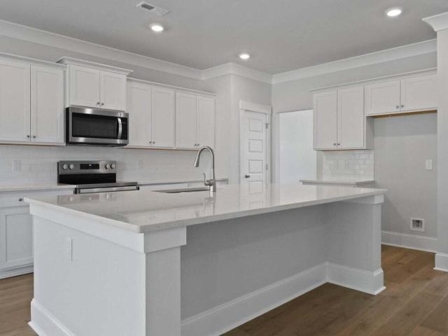 128 Midmills Lane
