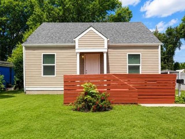 128 Mills Dr, Louisville, KY 40216
