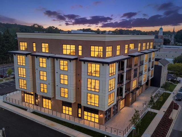 128 N Bond Street # 303