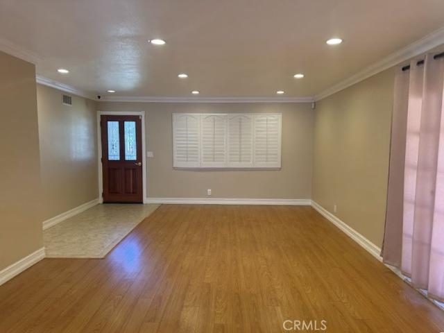 128 N Dommer
