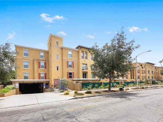 128 N Oak Knoll 206