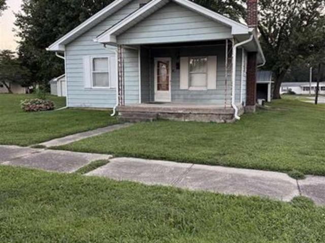 128 N Park St, Jasonville, IN 47438