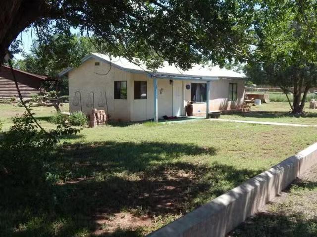 128 N Pima Street, Springerville, AZ 85938 657771292