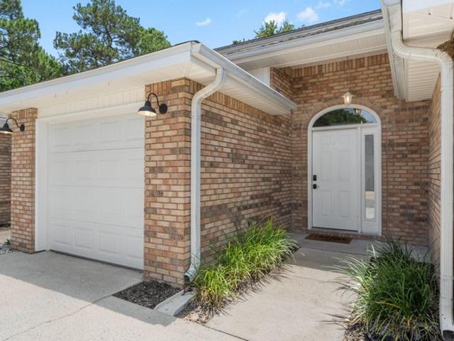 128 Noblat Dr Unit 128, Mary Esther, FL 32569
