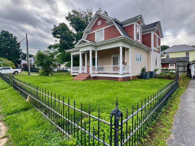 128 North Elm Avenue