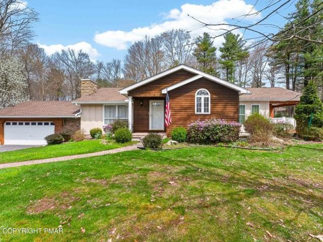 128 Nakora Dr, Blakeslee, PA 18610
