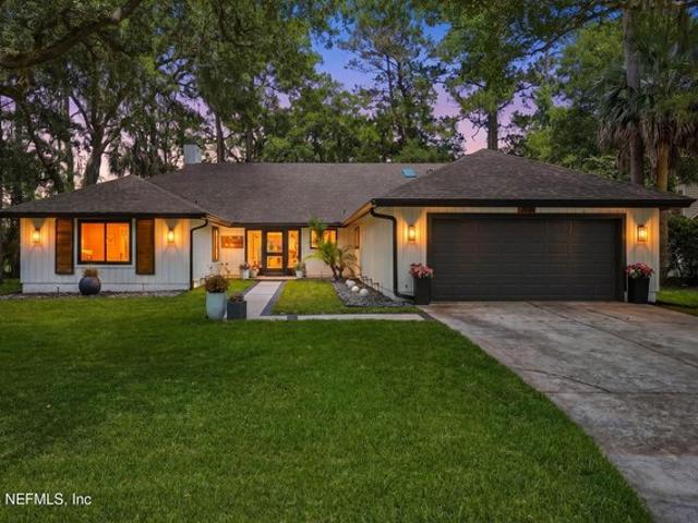 128 Nandina Cir, Ponte Vedra Beach, FL 32082