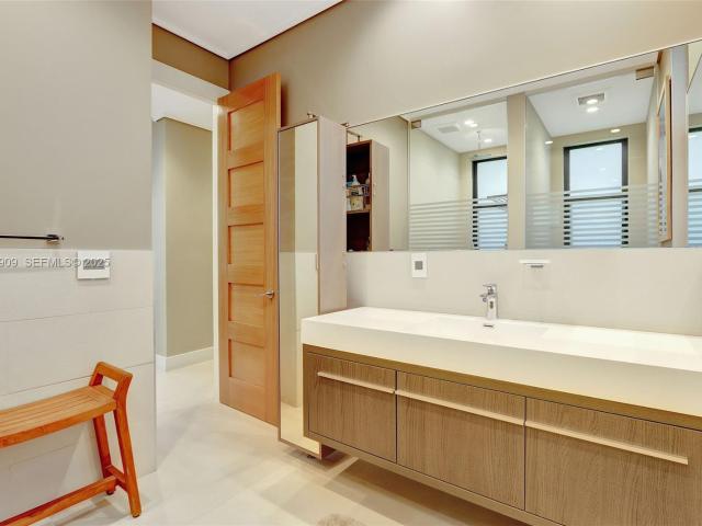 128 NE 94th St, Miami Shores, FL 33138 | MLS #A11778