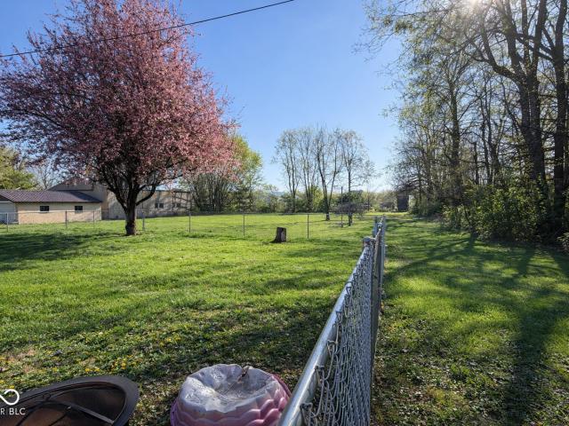 128 S Daugherty Lane