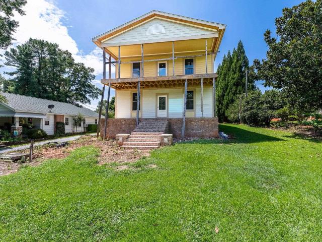 128 S Howard Avenue
