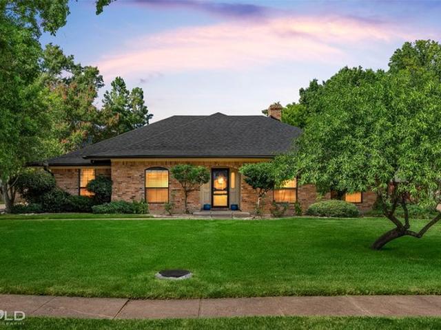 128 Southwood Dr, Bossier City, LA 71111