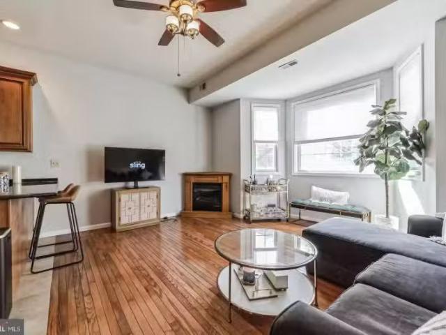 128 South St #B 2R, Philadelphia, PA 19147 MLS PAPH2496128