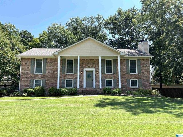 128 Southern Hills Cir, Calera, AL 35040