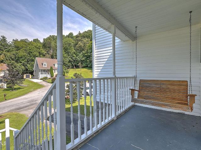 128 Saint James Place