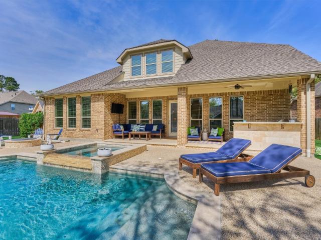 128 Shane St, Montgomery, TX 77316 | MLS #37499 | Compass
