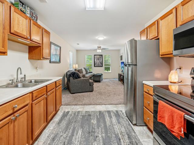 128 Silver Leaf Cir