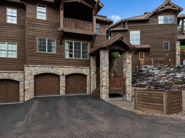 128 Slopeside Dr Unit 18, Whitefish, MT 59937