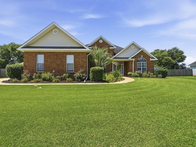 128 Spring Chase Cir, Kathleen, GA 31047