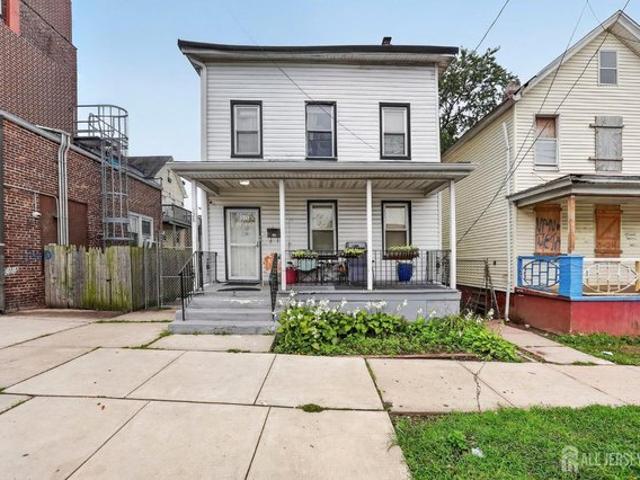 128 Suydam St, New Brunswick, NJ 08901