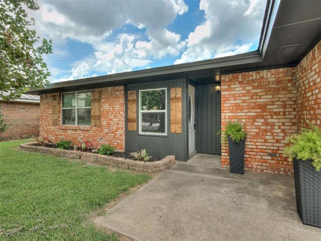 128 SW 6th Street