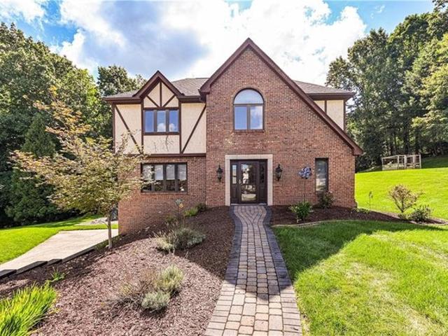 128 Pauline Dr, Monroeville, PA 15146