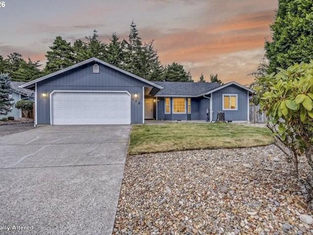 128 Park Village Loop, Florence, OR 97439
