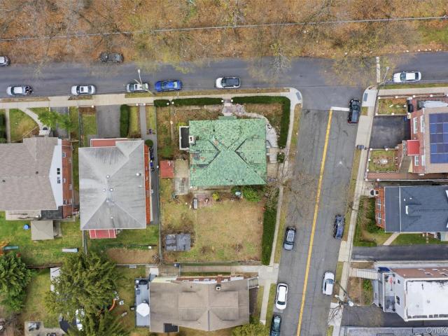 128 Parkway N