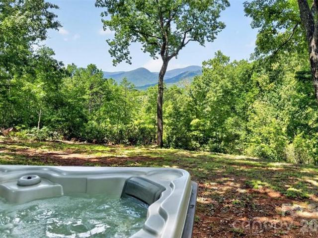 128 Pearson Cir, Lake Lure, NC 28746