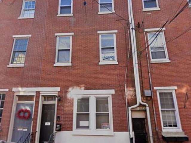 128 Pemberton St, Philadelphia, PA 19147