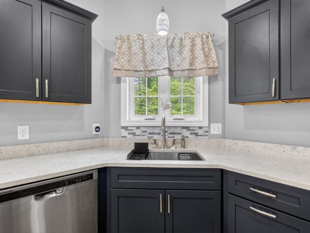 128 Pemigewasset Drive