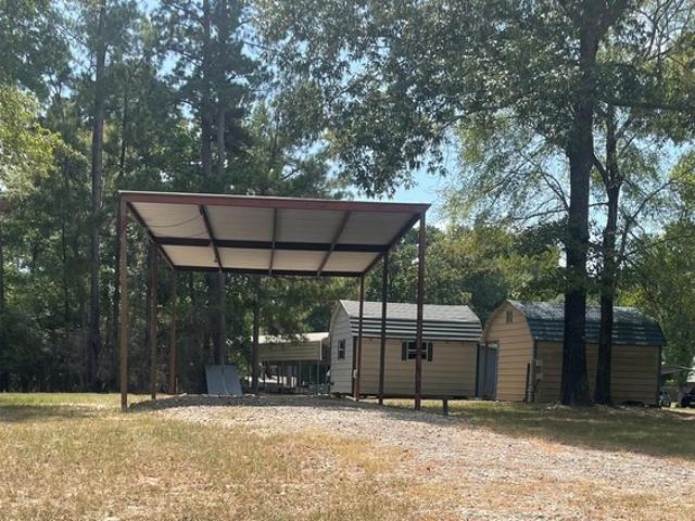 128 Pinewood Dr, Trinity, TX 75862