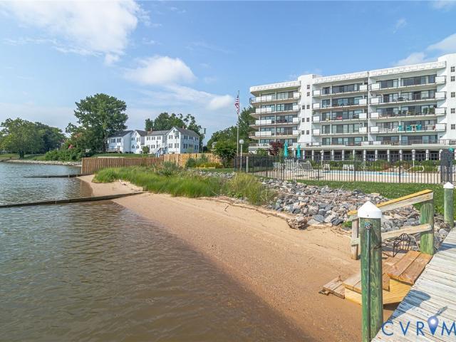 128 Prince Street 110