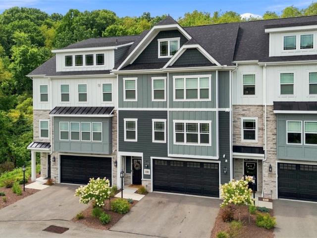 128 Rainier Ln