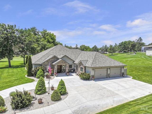 128 Riverside Ln, Buhl, ID 83316